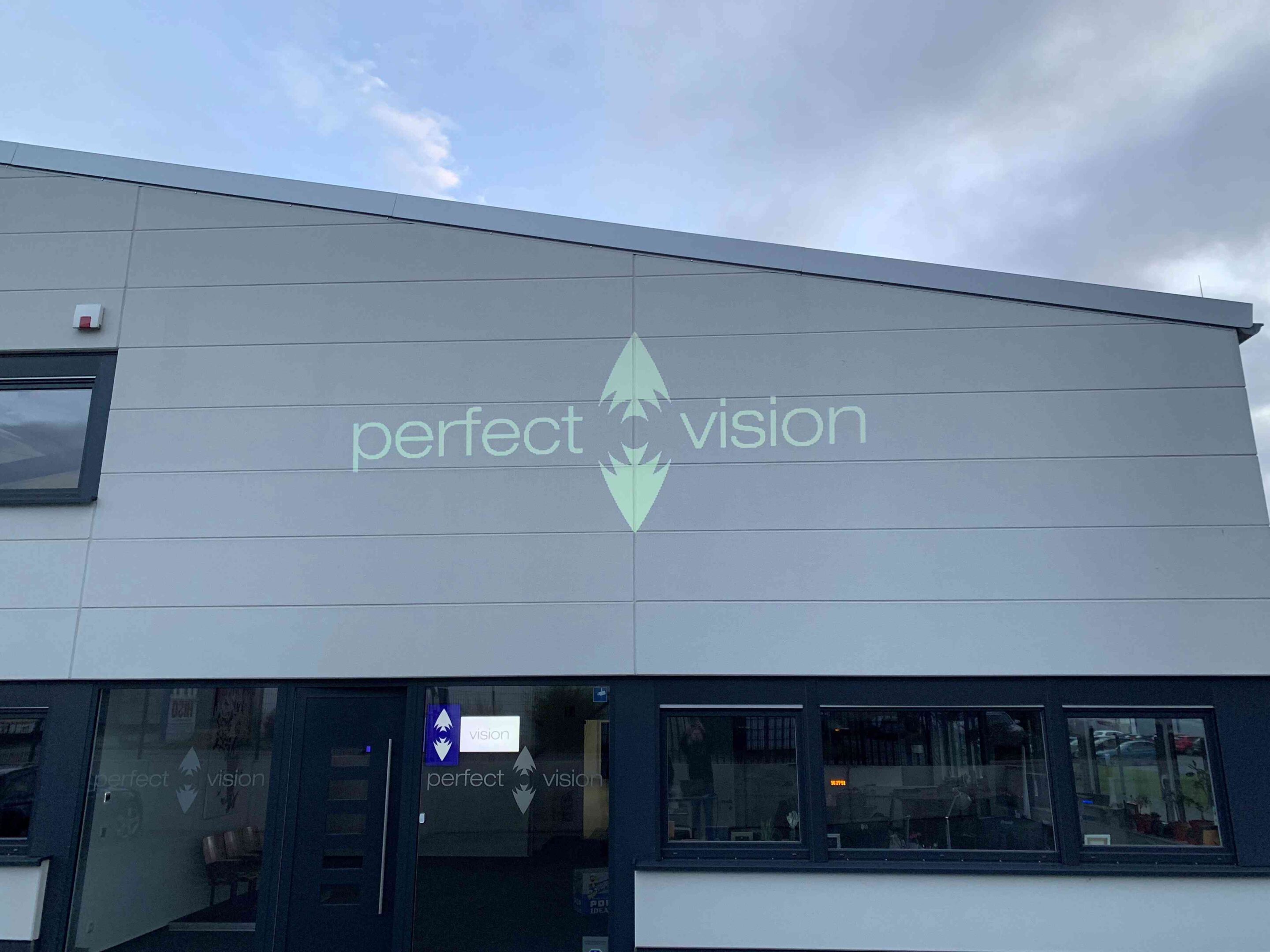 Perfect Vision KG, Medientechnik in Perfection!